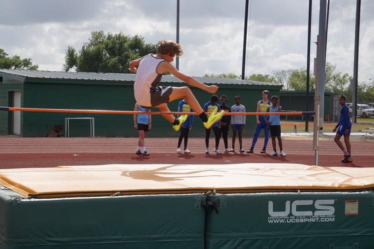 GALLERY: Middle School Track Meet at Central Lafourche | Multimedia ...