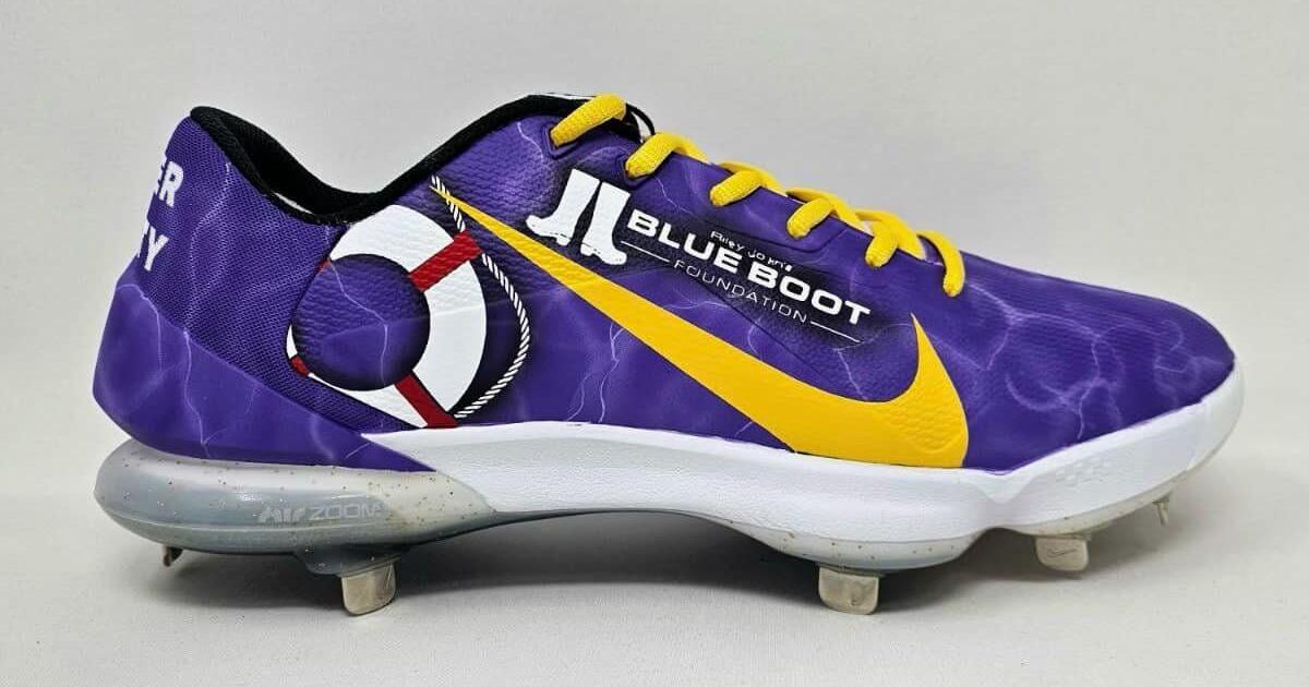 LSU players to wear cleats representing Blue Boot Rodeo | Sports ...