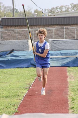 Photo Gallery: Freshmen Track Meet | Multimedia | lafourchegazette.com