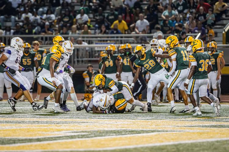 GALLERY: Varsity Football- CLHS vs THS | Multimedia | lafourchegazette.com