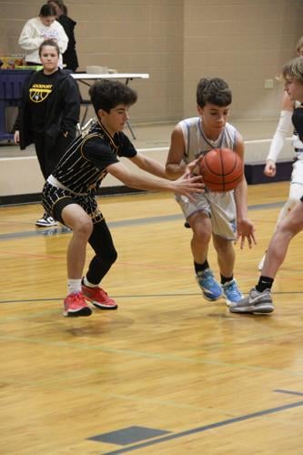 GALLERY: Boys Basketball- LKMS vs SWMS | Multimedia | lafourchegazette.com