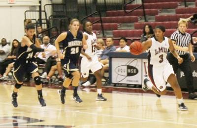 Women's basketball update | Sports | laloyolan.com