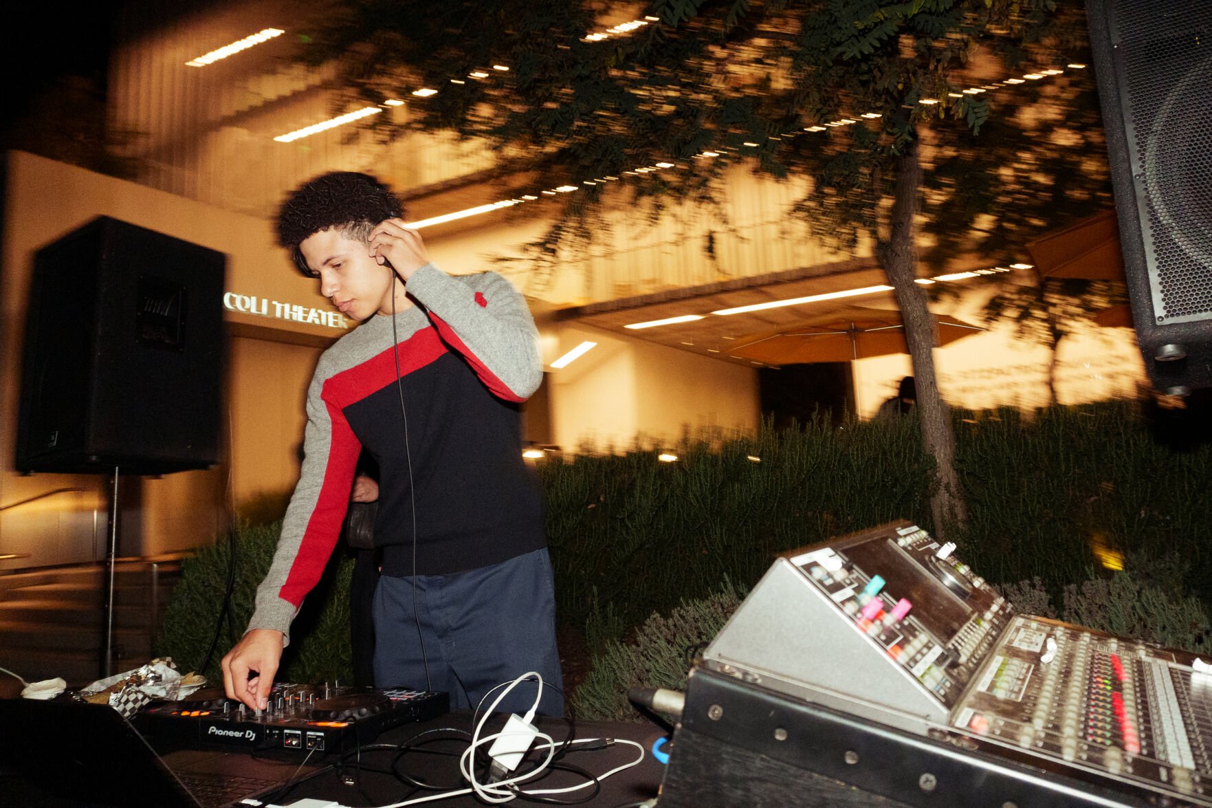 A night around the world: Mane Entertainment’s Intercultural Night ...