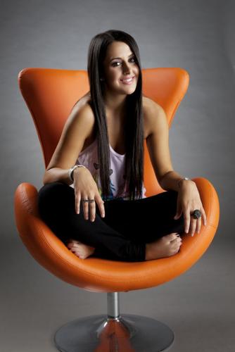 11 burning questions with Deidre Behar | News | laloyolan.com