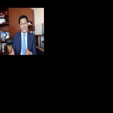 100 Lions: Provost Thomas Poon (E35) | Videos | laloyolan.com