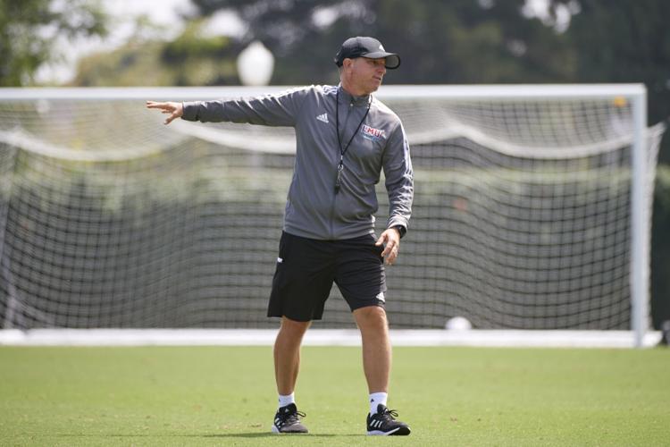 New coaches show substance for LMU soccer | Soccer | laloyolan.com
