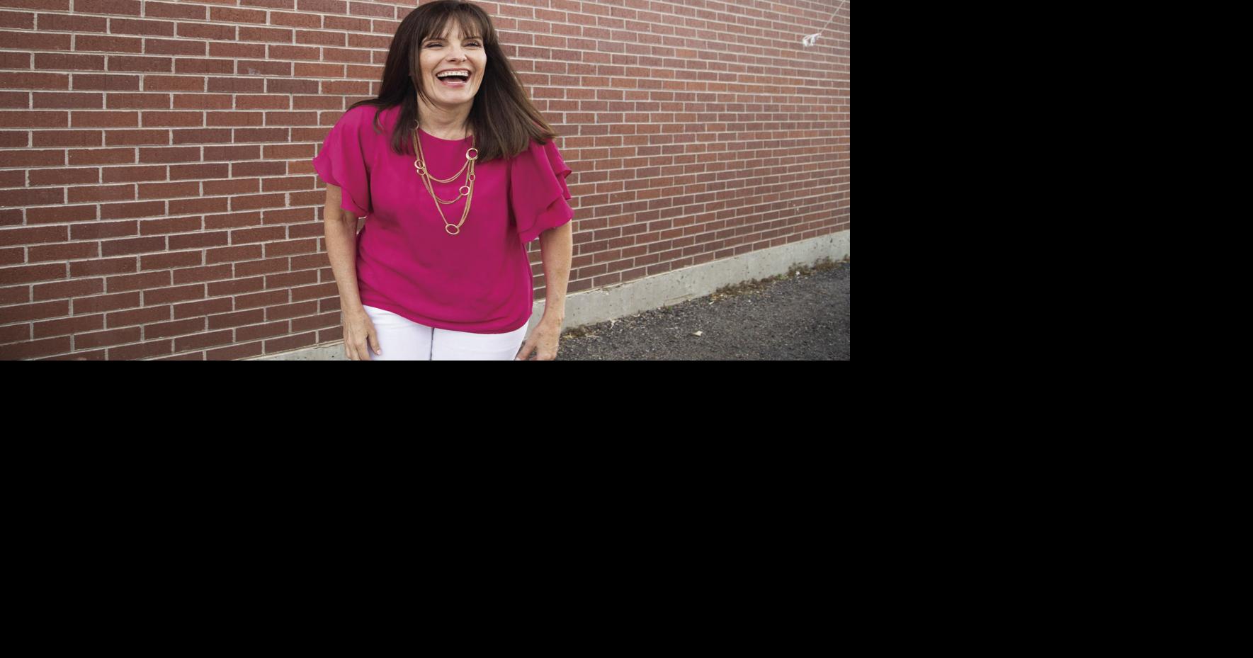 12 Burning Questions with Elizabeth Suárez | News | laloyolan.com