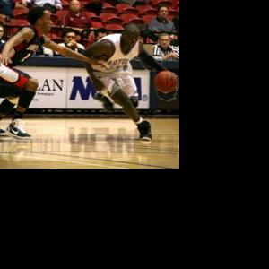 Wilks World: Lions get bracket-busted | Basketball | laloyolan.com