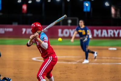 Softball embraces pressure to repeat conference championship | Sports ...