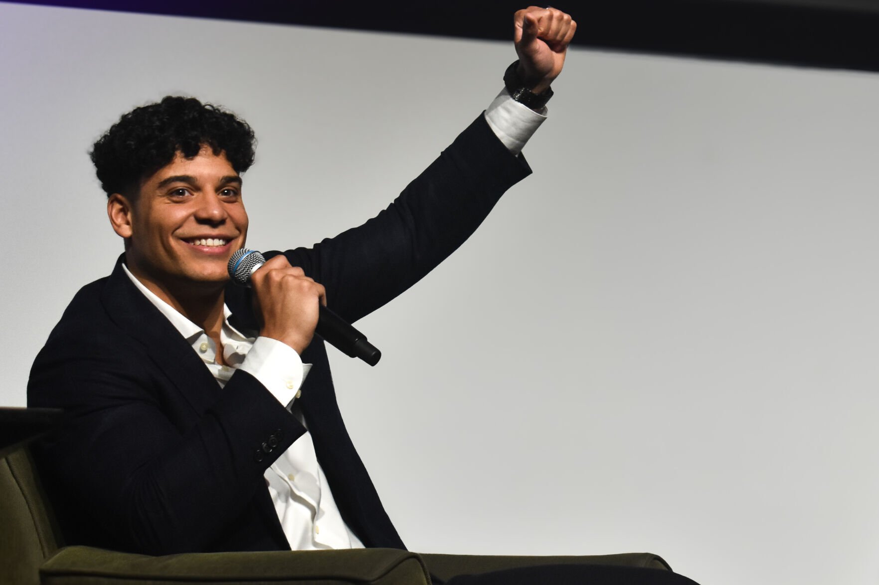 From the villa to the Bluff: A tell-all with 'Love Island' star Kenny ...