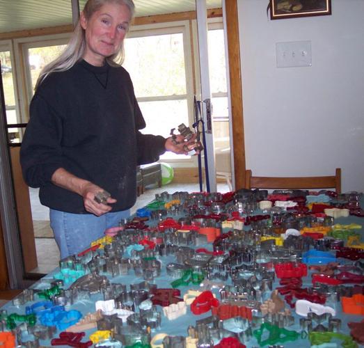 Cookie-Cutter Collection Inspires Holiday Baker | Farm and Rural Family ...