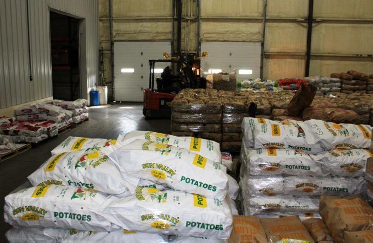 Packing & Distributing Helps Williams Farms Succeed | Farm and Rural ...