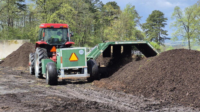 Composting Livestock and Poultry Carcasses While Maintaining ...