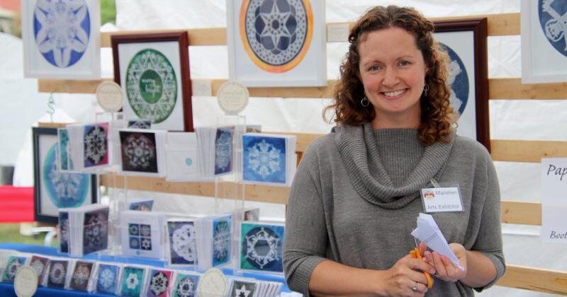 scherenschnitte snowflakes