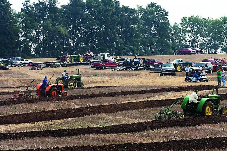 Plowmen Go Bottoms Down at National Plow Contest | Farming and ...