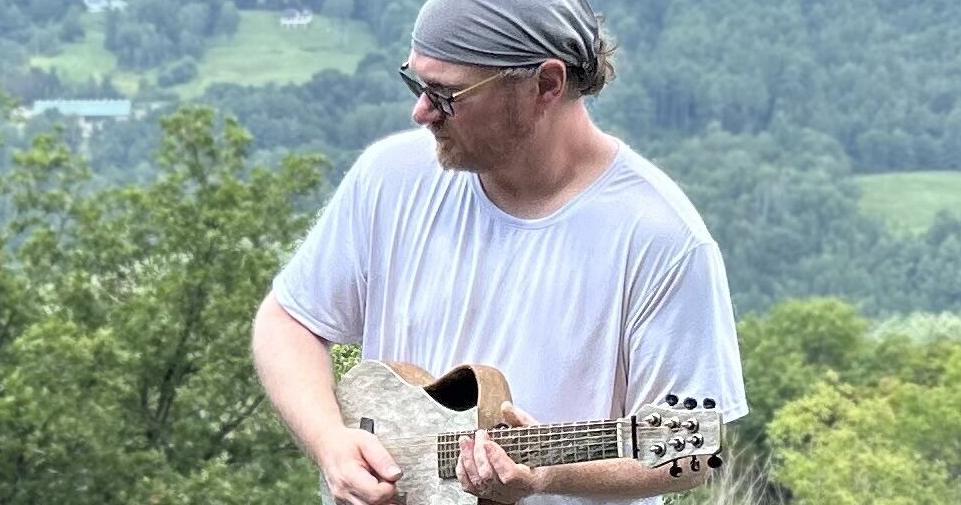 Crafting Hemp Guitars at Hemptone Music | Hemp Industry News ...