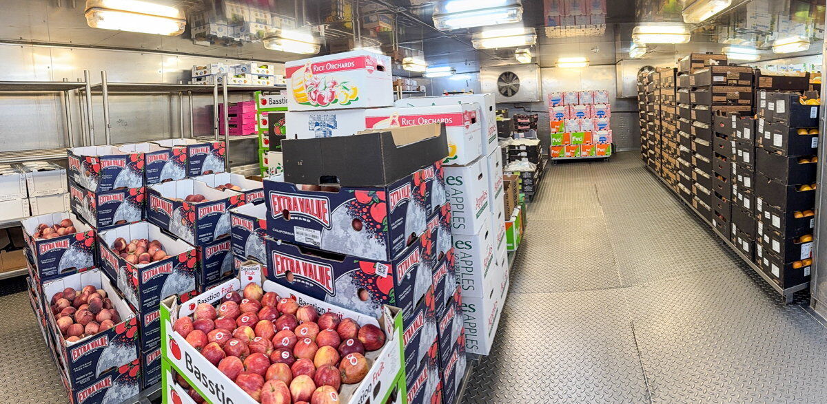 How Do Cruise Ships Feed Their Passengers: Storing and Preparing Food ...