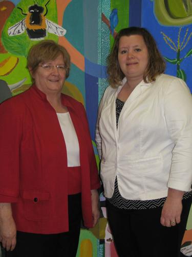 Mother and Daughter Team Up for Ag | Farm and Rural Family Life ...