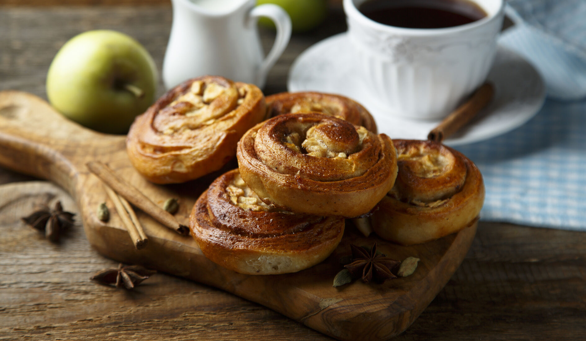 Apple Roll-Ups | Country Life | lancasterfarming.com