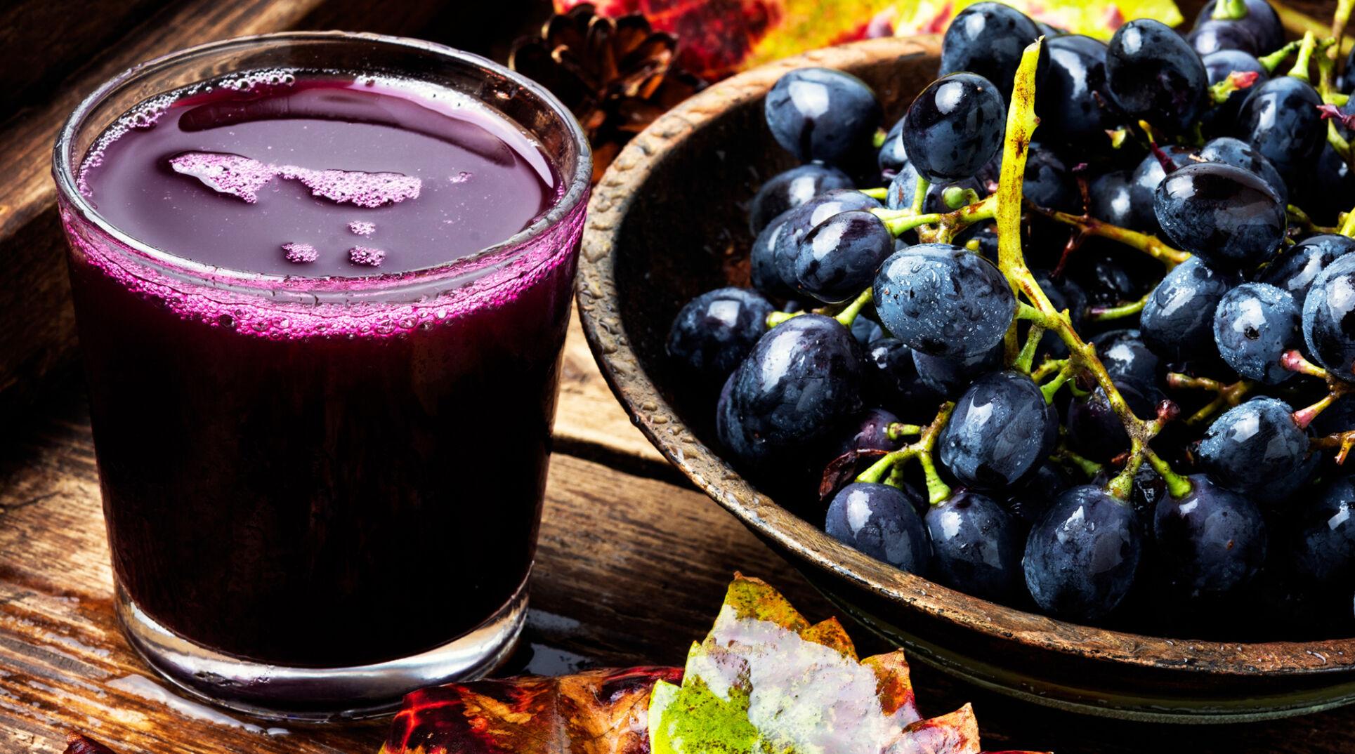 How to Make Homemade Grape Juice | Seasonal Food and Country Style ...