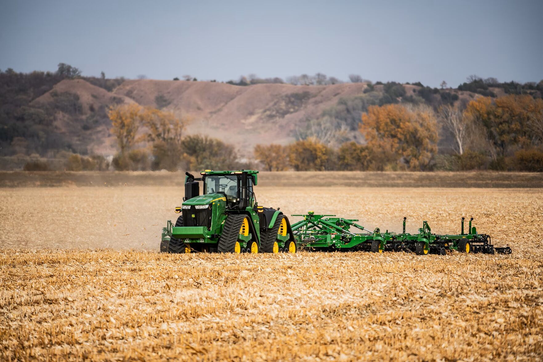 Self-Driving Tractors: John Deere Expands Autonomous Machinery Line ...