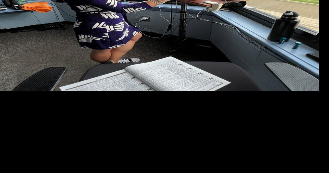 Meet the First Full-Time, Year-Round Female Horse Track Announcer ...