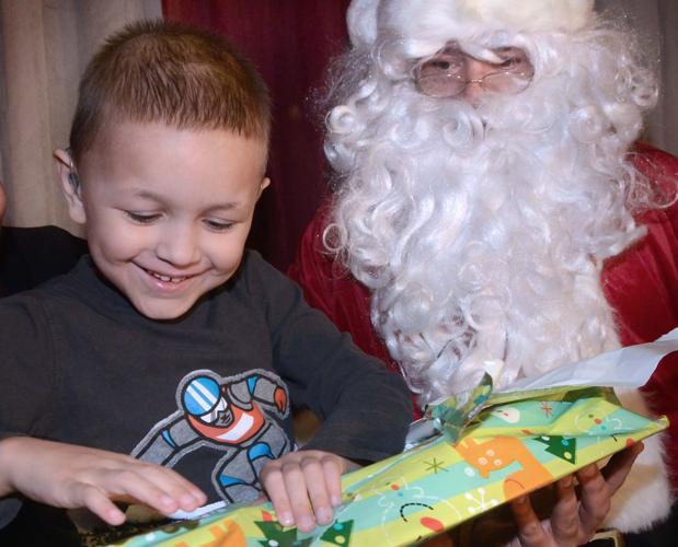 Santa arrives early for young cancer patient | Local News ...
