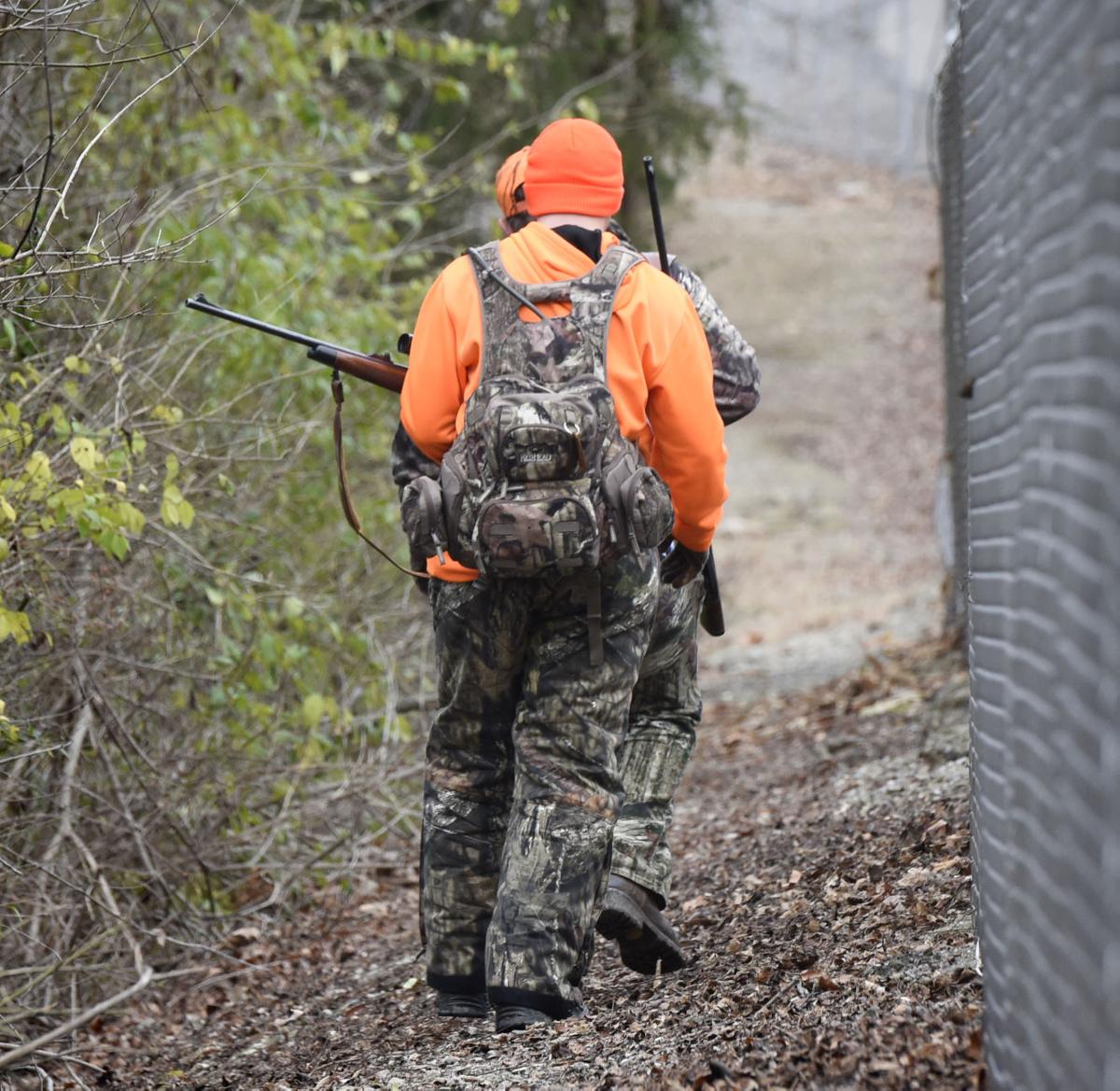 Gun deer season gets off to ideal weather, safe start | Local News ...