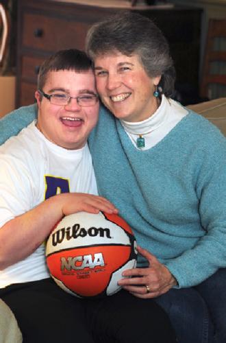 Ephrata High School cheers its MVP | Sports | lancasteronline.com