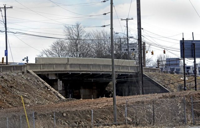 Teeth will grind as drivers detour for Lititz Pike bridge work | News ...