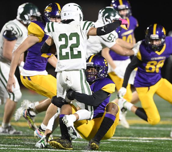 Lancaster Catholic vs. West Perry - District 3 Class 3A football ...