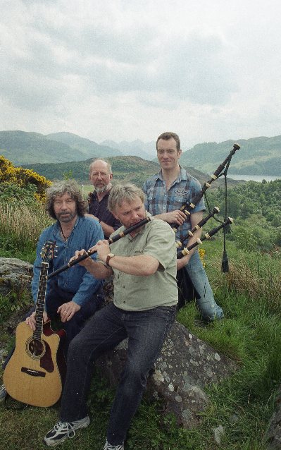 The Tannahill Weavers keep the Scots tradition alive and growing ...