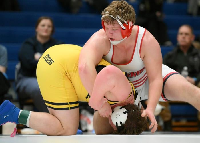 Class 3A wrestlers face final step toward states at District 3/South ...