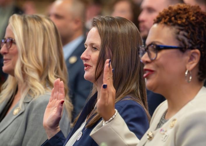 State House members sworn into Pa. General Assembly [photos ...