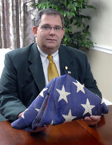 Funeral home offers cremation with retired flags to veterans | News ...