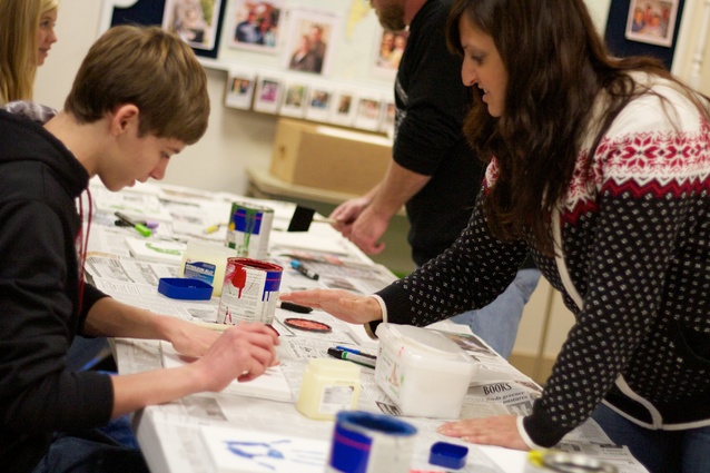 Tree lights, volunteers shine at Mount Joy's Winterfest | News ...