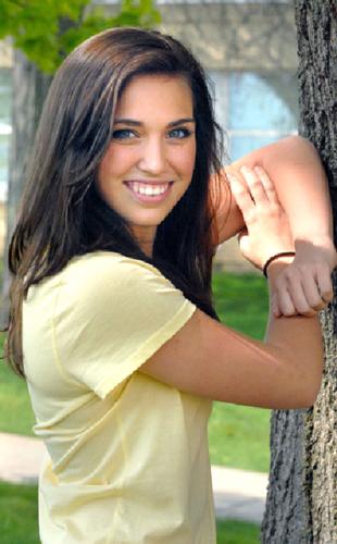 Penn Manor senior shines as artist, actress | News | lancasteronline.com