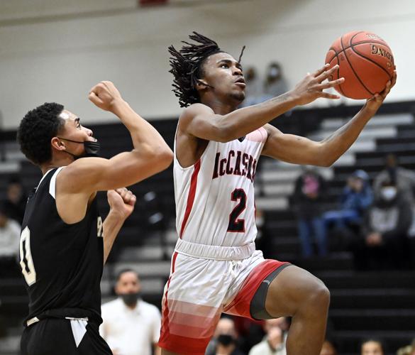 McCaskey's Hasan Williams scores 30 points, but Harrisburg dominates ...