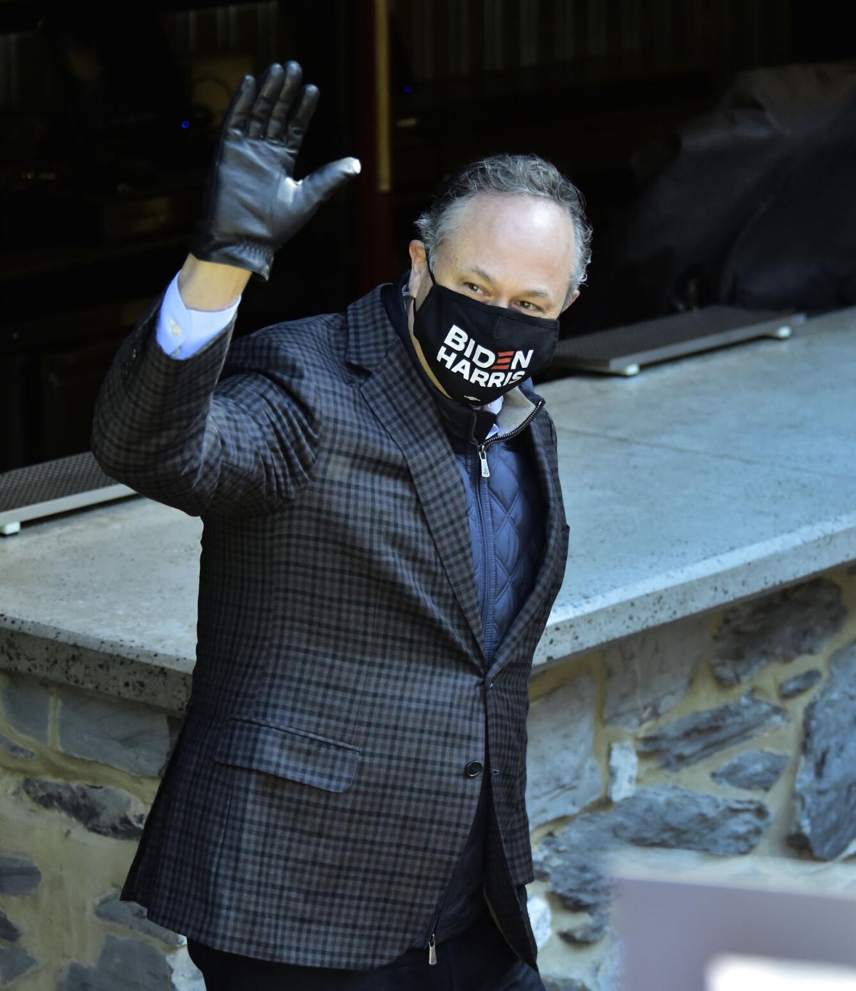 Doug Emhoff visits Lancaster, calms nerves of local Democrats who are ...