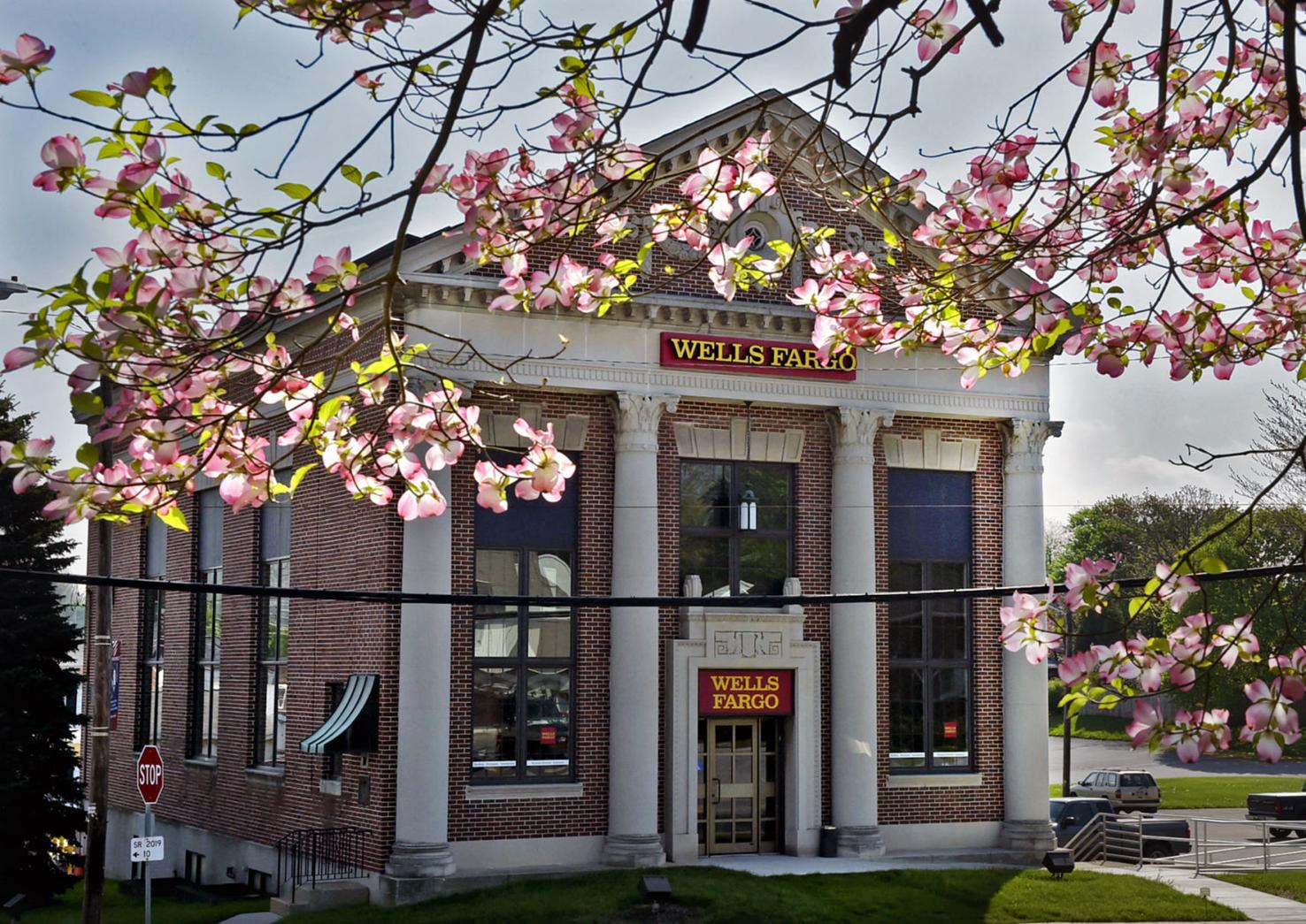 Distillery tasting room eyed for part of former Quarryville bank ...