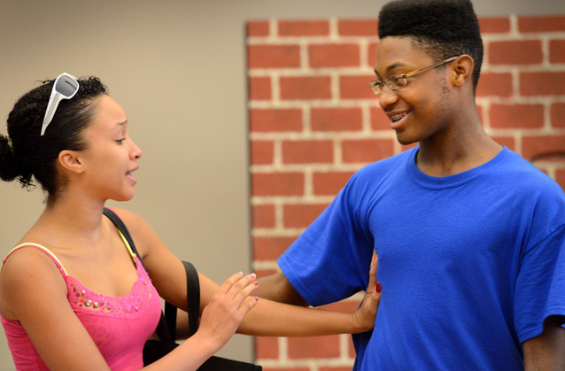 M-Uth Theater's performance focuses on youth violence | Theater ...