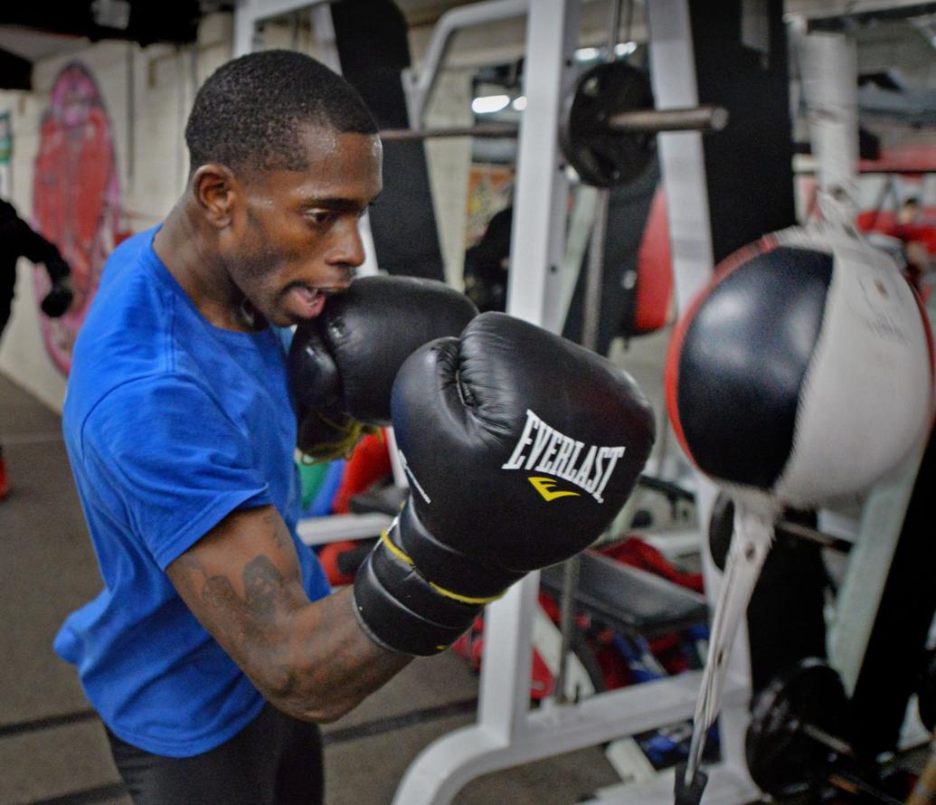 Williams eyes spot in district championship bout | Boxing ...