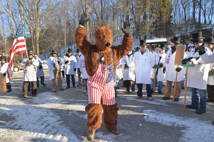 Octoraro Orphie makes his Groundhog Day 2026 prognostication [photos ...