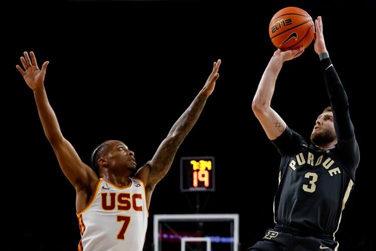 No. 6 Houston looks to stretch Big 12 winning streak against No. 12 ...