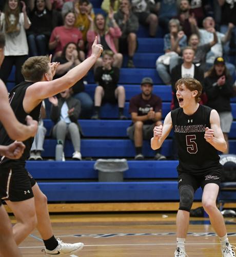Manheim Central vs. Warwick - L-L League boys volleyball championship [photos] | Boys ...