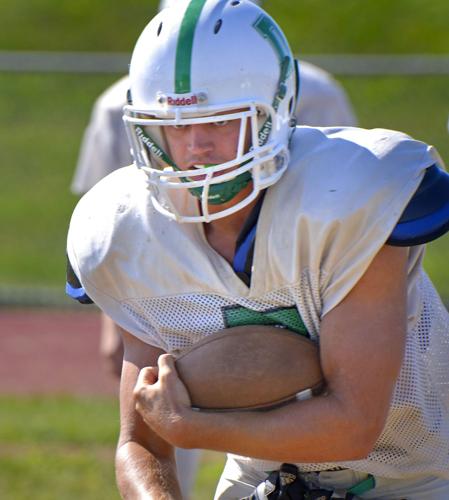 SPORTS DIGEST: QB Club announces football players of the week | Local ...