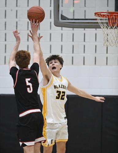 Warwick vs. Lancaster Mennonite - L-L League boys basketball ...