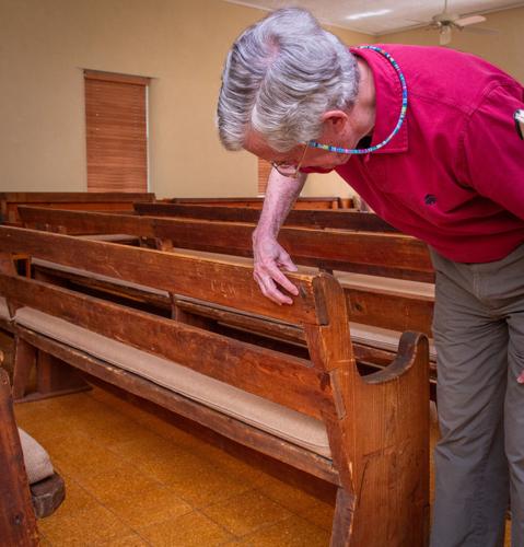 Study of Quaker benches reveals evolution of style [The Scribbler ...