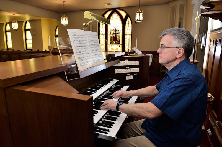 Former Camp David Chapel organist Wayne Wold will dedicate Zion ...