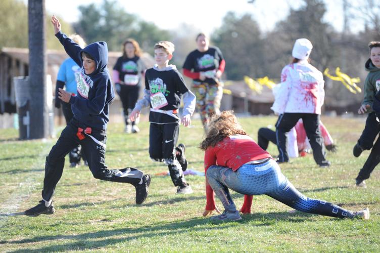 Field of Screams hosts 5K Zombie Fun Run in Mountville [photos] | Life ...
